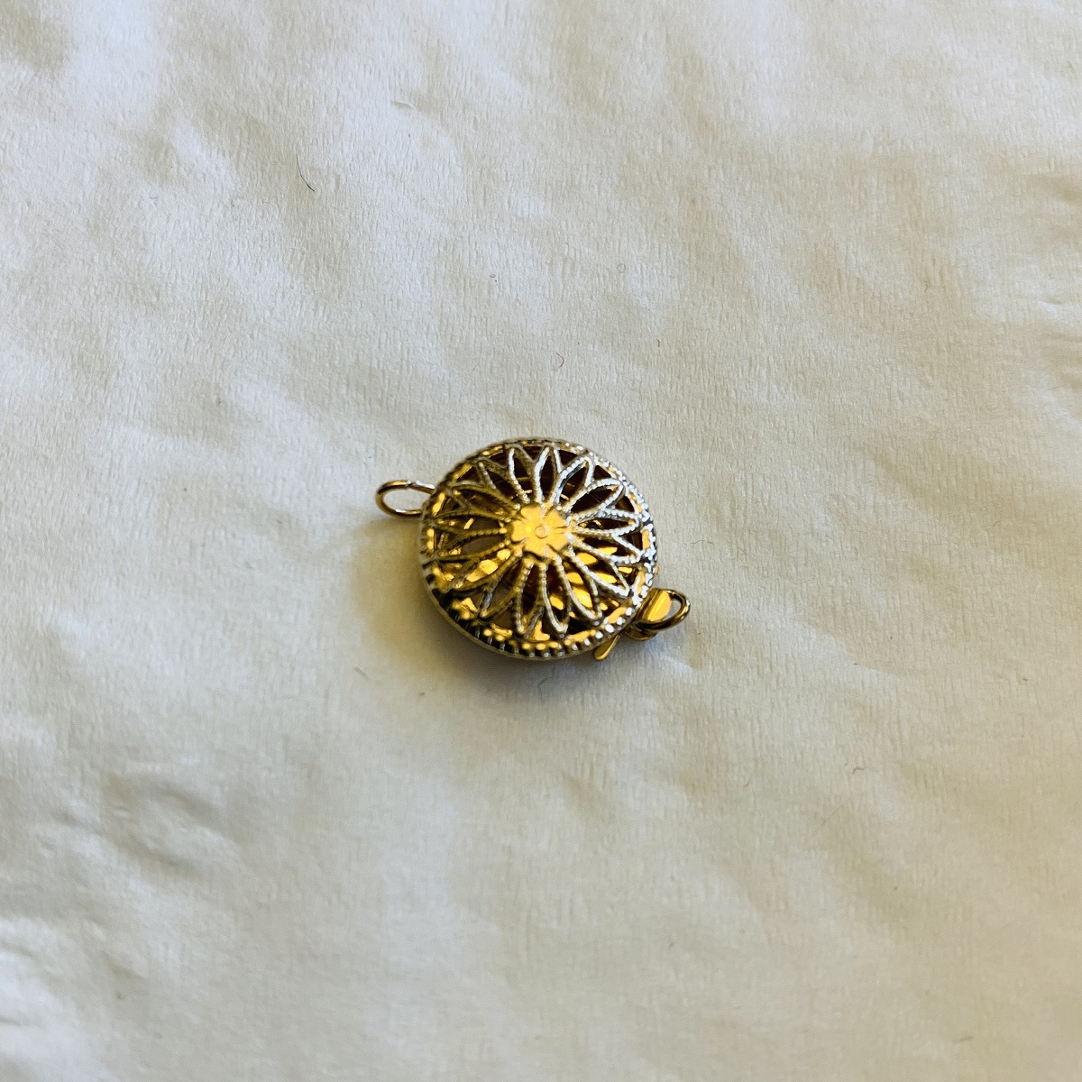 G. F. 1 Link Filigree Clasp Round Large (1 Pc.) – Silver-Dash